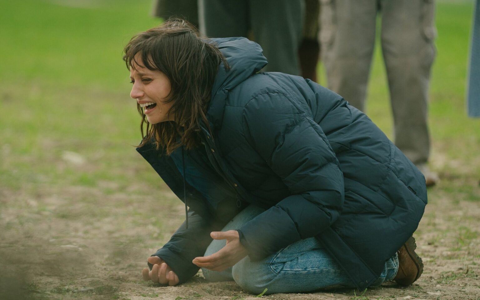 Netflix fija fecha para El cuco de cristal: la nueva serie de Javier ...